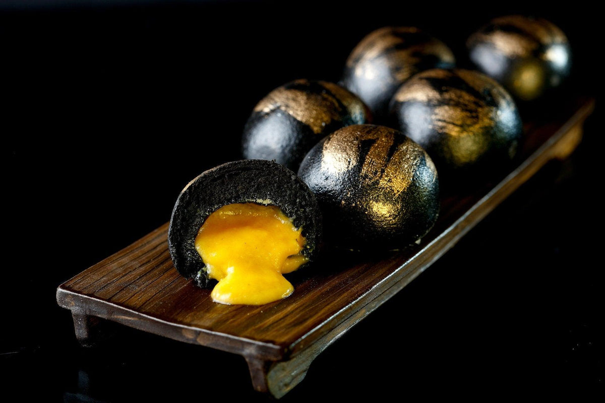Puréed Egg Yolk in Cuttlefish Ink Dough Bun (Frozen)- 黑金流沙包 (急凍 ...